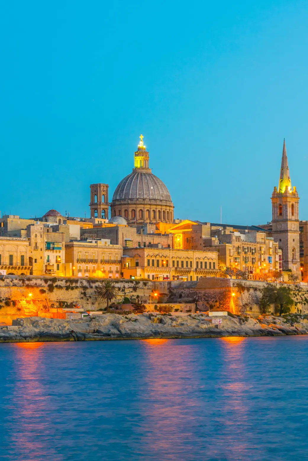 Puno Jashte – Gjej pune jashte shtetit